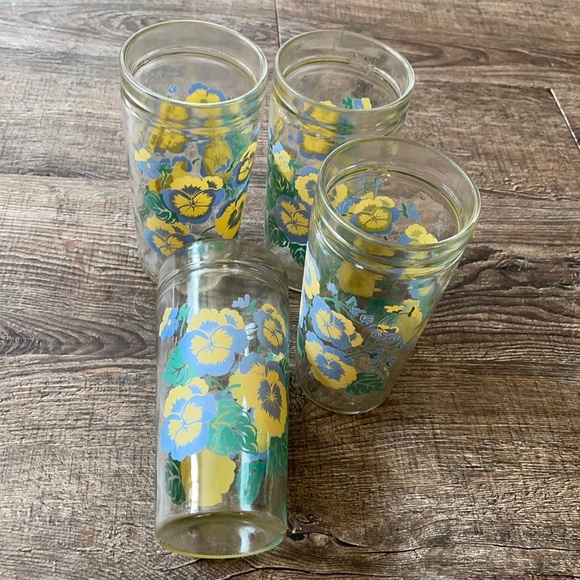 Vintage | Other | Vintage Anchor Hocking Floral Drinking Glasses Heavy ...